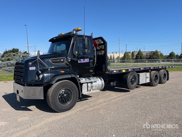 2024 Freightliner 114SD 8x4 Roll-Off Truck | Ritchie Bros. Auctioneers