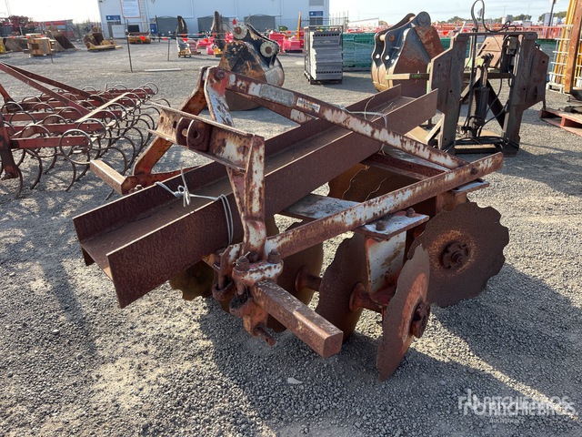 950 mm 3-Point Offset Vertical Disc Harrow | Ritchie Bros. Auctioneers