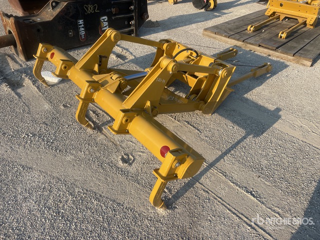 Cat 7 ft 3 Shank Fits 120-14 Ripper | Ritchie Bros. Auctioneers