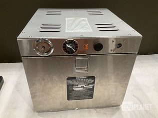 Surplus Valad Electric Heating VEH-12B Electric Warming Oven in North ...