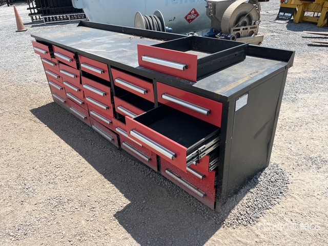 Suihe 9 Ft 6 In 25 Drawer Workbench | Ritchie Bros. Auctioneers