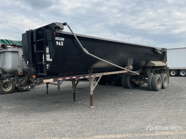 2019 Clement 32 ft T/A Frameless End Dump Trailer | Ritchie Bros ...