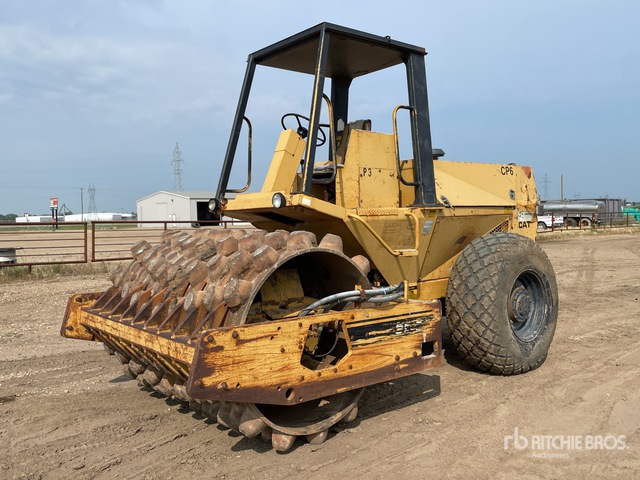 1988 Cat CP-553 Padfoot Drum Compactor | Ritchie Bros. Auctioneers