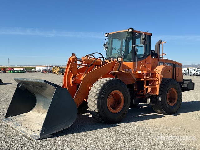 2012 Doosan DL300 Wheel Loader | Ritchie Bros. Auctioneers