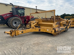 2013 John Deere 1812C 4 Tire Hydraulic Pull Scraper in Marshall, Texas ...