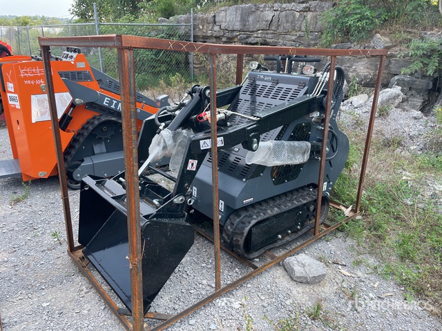 AGT KRT23 Mini Compact Track Loader | Ritchie Bros. Auctioneers