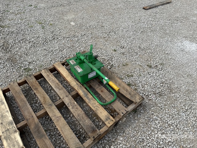 2004 Enerpac P462 Hydraulic Hand Pump | Ritchie Bros. Auctioneers