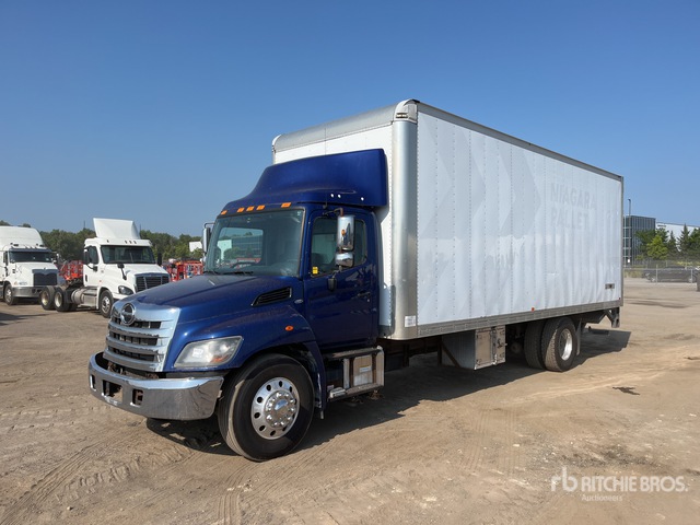 2018 Hino 358 4x2 Van Truck | Ritchie Bros. Auctioneers