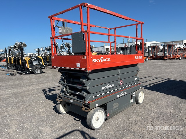 2018 Skyjack SJIII 4632 Electric Scissor Lift | Ritchie Bros. Auctioneers