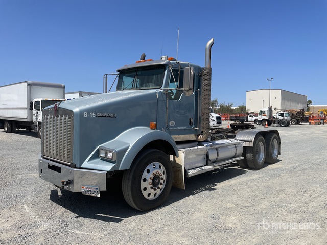 2012 Kenworth T800 6x4 T/A Day Cab Truck Tractor | Ritchie Bros. Auctioneers