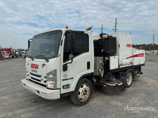 Elgin Broom Badger on 2020 Isuzu NQR Sweeper Truck | Ritchie Bros ...
