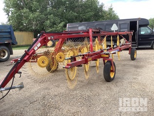 2010 New Holland HT154 25 ft Drawbar 12 Wheel Rotor 12 Wheel Hay Rake ...