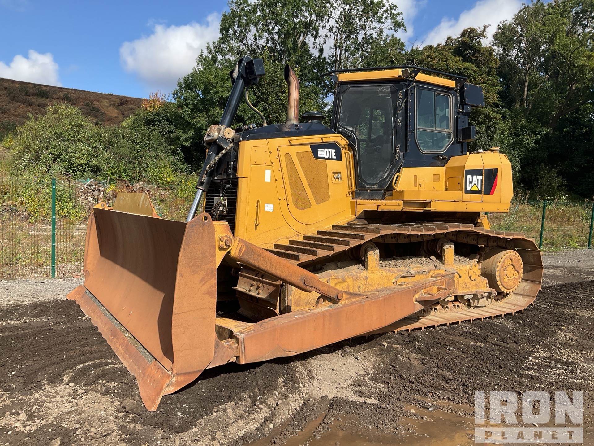2010 Cat D7E LGP Crawler Dozer | Ritchie Bros. Auctioneers
