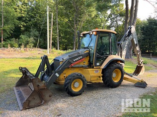 2015 Volvo BL70B 4x4 Backhoe Loader in Farmington, Connecticut, United ...