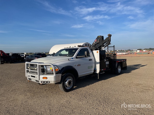 2011 Hiab 007 BS-3 CLX 3350 kg Knuckle Boom on 2011 Ram 5500 4x4 Boom ...