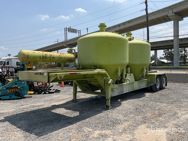 2014 Rolls Rite T/A Pneumatic Bulk Trailer | Ritchie Bros. Auctioneers