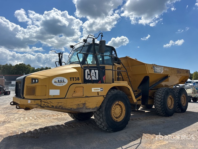 2014 Cat 725C Articulated Dump Truck | Ritchie Bros. Auctioneers