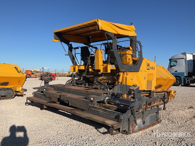 1994 ABG Titan 422 Track Asphalt Paver | Ritchie Bros. Auctioneers