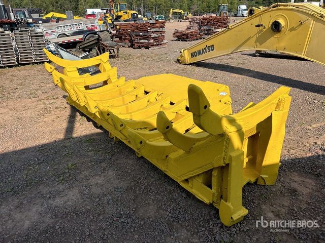 Cat 11 ft Dozer Rake - Fits Cat D7 | Ritchie Bros. Auctioneers