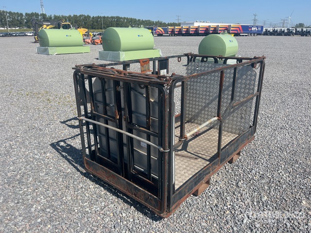 2005 Manitou MRT Personnel Basket | Ritchie Bros. Auctioneers