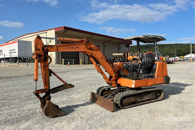 Hitachi EX33 Mini Excavator | Ritchie Bros. Auctioneers