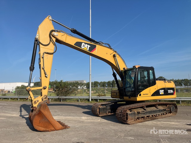 2008 Cat 323D L Tracked Excavator | Ritchie Bros. Auctioneers