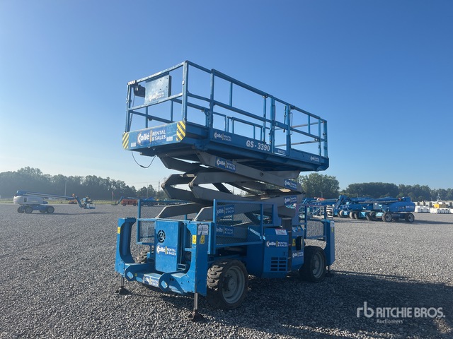 2008 Genie GS3390 4x4 Diesel Scissor Lift | Ritchie Bros. Auctioneers