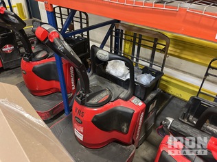 Raymond 8410 6000 lb Electric Pallet Jack in Houston, Texas, United ...