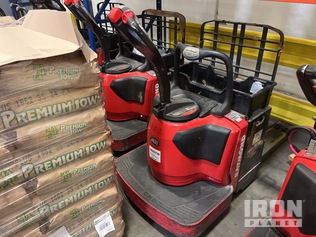 Raymond 8410 6000 lb Electric Pallet Jack in Houston, Texas, United ...
