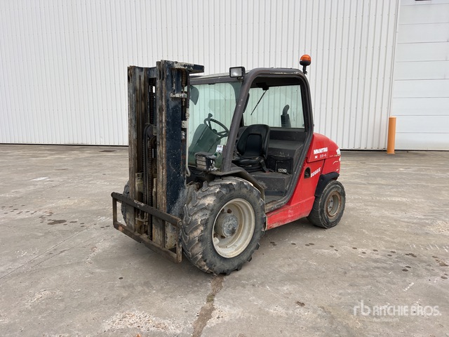 2017 Manitou MH25-4T 2500 kg Chariot Elevateur Pneumatic Tire Forklift ...