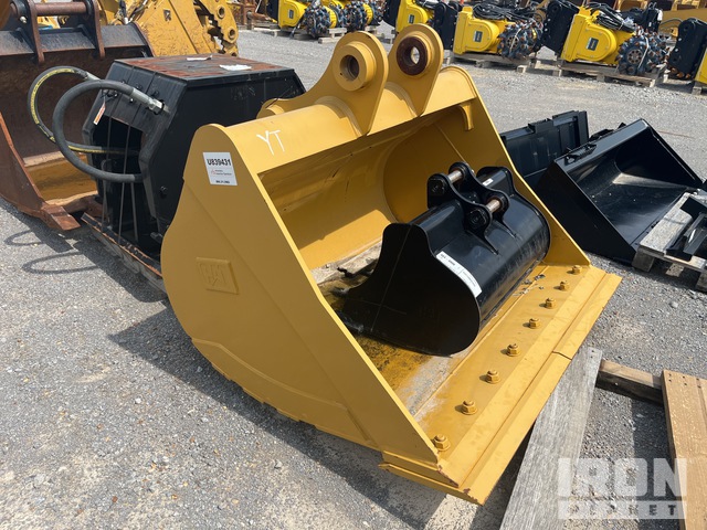 Cat 60 in Cleanup Excavator Bucket in La Vergne, Tennessee, United ...