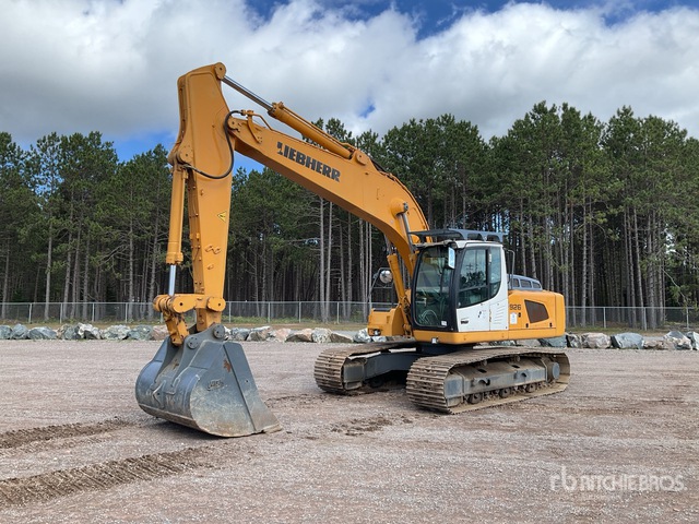 2017 Liebherr R926 LC Tracked Excavator | Ritchie Bros. Auctioneers