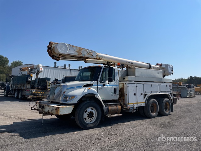 Altec AM55E 48 ft on 2005 International 7400 6x4 Bucket Truck (Inoperable) | Ritchie Bros ...