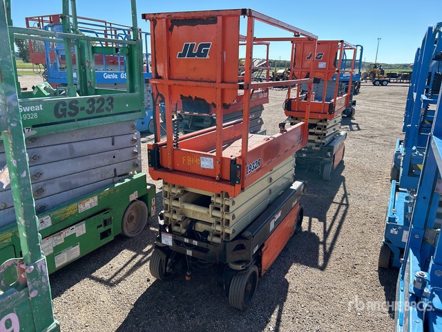2018 JLG 1932R Electric Scissor Lift | Ritchie Bros. Auctioneers
