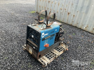 Surplus Miller Bobcat 225 Plus 225 Engine Driven Welder in Chambersburg ...
