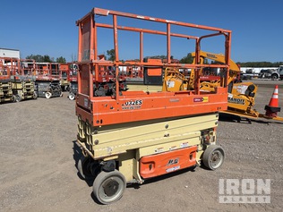 2015 JLG 2032ES Electric Scissor Lift in South Vienna, Ohio, United ...