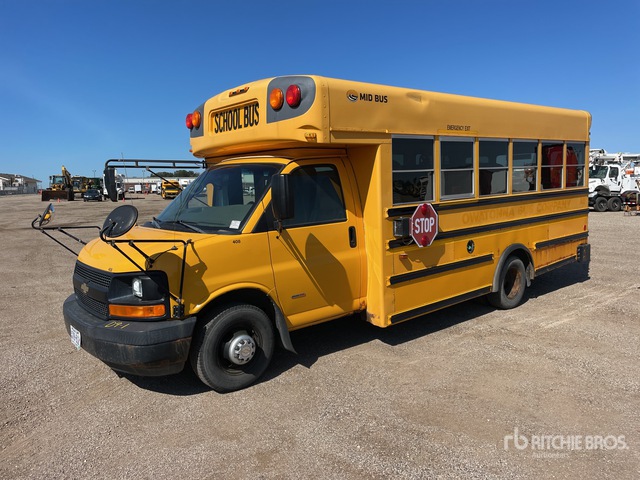 2007 Chevrolet Express G3500 4x2 Bus | Ritchie Bros. Auctioneers