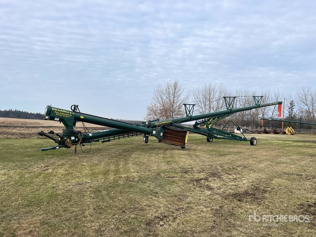 2015 GrainMaxx 6385 12 in x 85 ft Telescopic Grain Auger | Ritchie Bros ...