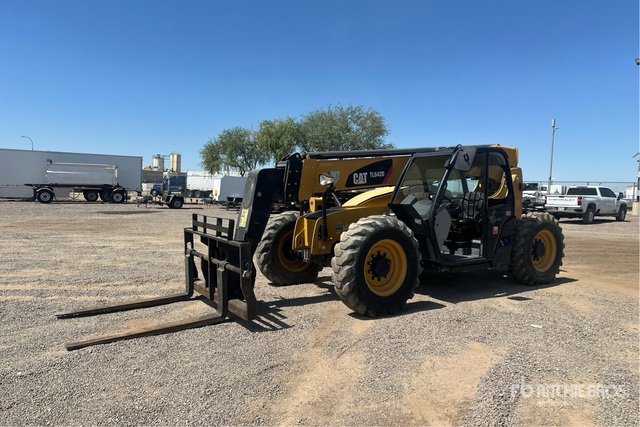 2018 Cat TL642D Telehandler | Ritchie Bros. Auctioneers