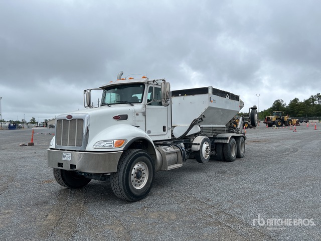 2022 Peterbilt 348 10x4 Volumetric Mixer Truck | Ritchie Bros. Auctioneers