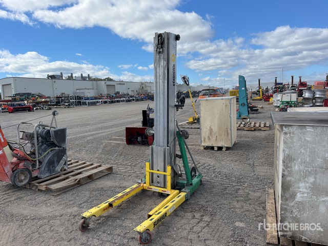 2018 Sumner 2124 Material Hoist | Ritchie Bros. Auctioneers