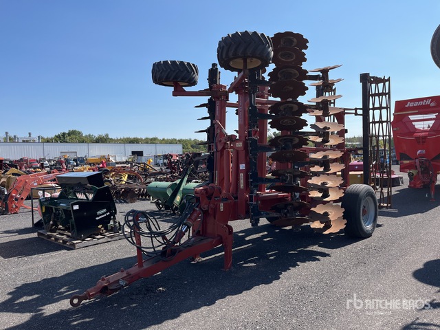 Gregoire Besson BMSPR 624 20 ft High-Speed Disc | Ritchie Bros. Auctioneers