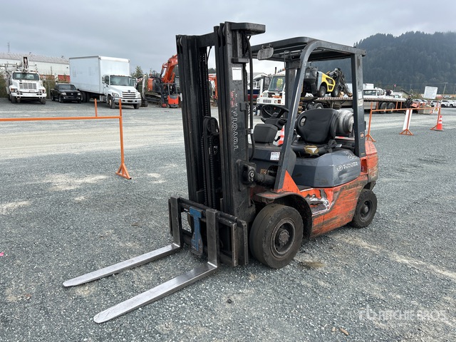 2006 Toyota 7FGU25 3750 lb Cushion Tire Forklift | Ritchie Bros ...