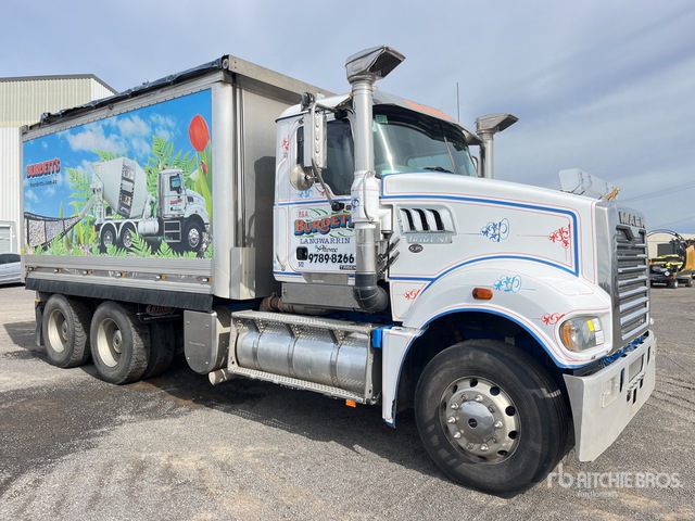 2019 Mack CMHR Trident 6x4 Tipper Truck | Ritchie Bros. Auctioneers