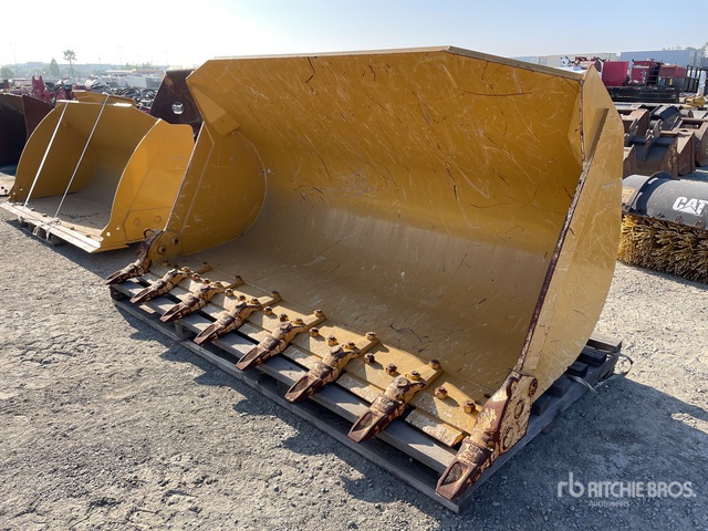 Cat 347-3970 115 in Digging Bucket | Ritchie Bros. Auctioneers