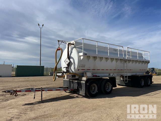 2007 Comptank 30700 L Quad/A Pup Tanker Trailer | Ritchie Bros. Auctioneers