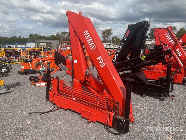 2003 Fassi F95.22 Hydraulic 4.5 ton Grúa Articulada / Articulated Crane ...