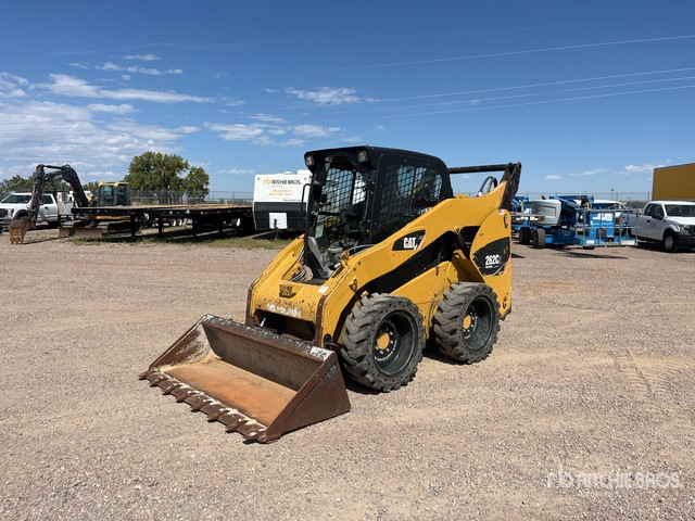 2013 Cat 262C2 Two-Speed Skid Steer Loader | Ritchie Bros. Auctioneers