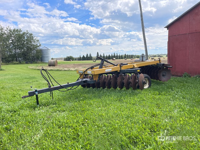 Ezee-On 120 10 ft Offset Breaking Disc | Ritchie Bros. Auctioneers