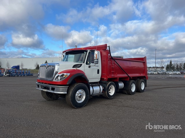 2010 International WorkStar 7600 8x4 Tri/A Dump Truck | Ritchie Bros ...